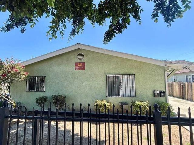 3 Bedroom Home for Rent at 606 East 99th Street, Los Angeles, CA 90002 Congress Southeast