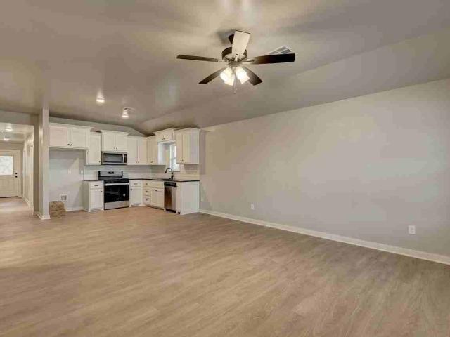 3 Bedroom Home for Rent at 609 Juniper St, Washington, OK 73093