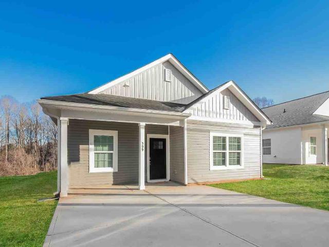 3 Bedroom Home for Rent at 612 N 8th St, Bessemer City, NC 28016