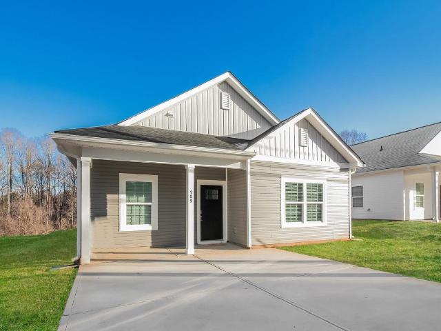 3 Bedroom Home for Rent at 612 N 8th St, Bessemer City, NC 28016