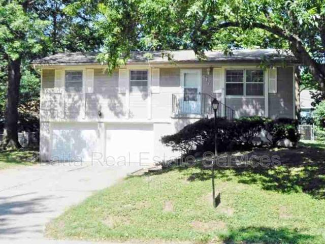 3 Bedroom Home for Rent at 617 Ne 3rd St, Blue Springs, MO 64014