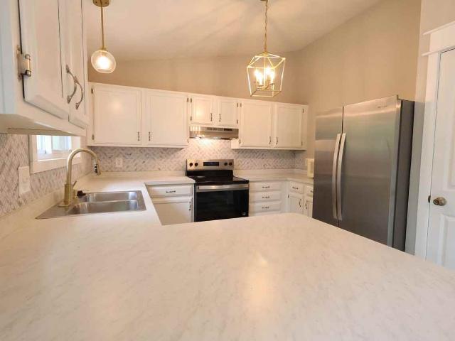 3 Bedroom Home for Rent at 622 Rustic Valley Dr, Ballwin, MO 63021