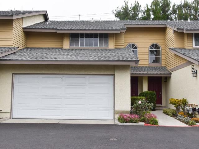 3 Bedroom Home for Rent at 630 W Palm Ave #10, Orange, CA 92868