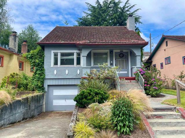 3 Bedroom Home for Rent at 6335 6th Ave Ne, Seattle, WA 98115 Green Lake