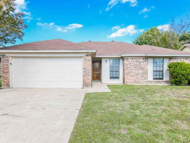 3 Bedroom Home for Rent at 6409 Kary Lynn Dr N, Watauga, TX 76148