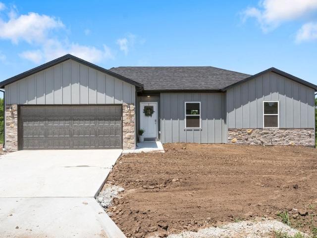 3 Bedroom Home for Rent at 660 660 E. Forest Street, Bolivar, MO 65613