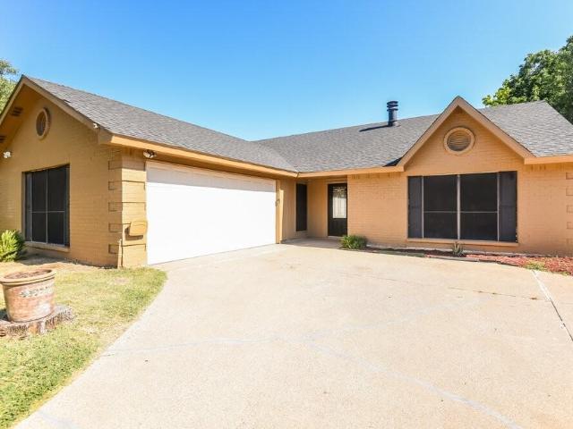 3 Bedroom Home for Rent at 6707 Greenspring Dr, Arlington, TX 76016 Woodfield Arlington