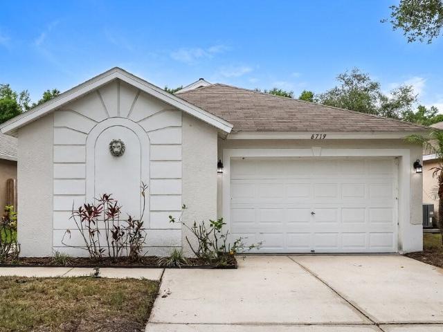 3 Bedroom Home for Rent at 6719 Summer Cove Dr, Riverview, FL 33578