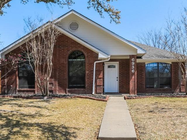 3 Bedroom Home for Rent at 6936 Bentley Ave, Fort Worth, TX 76137 Summerfields