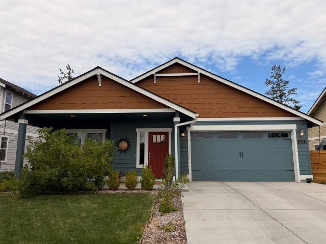 3 Bedroom Home for Rent at 697 Nw Rimrock Dr, Redmond, OR 97756