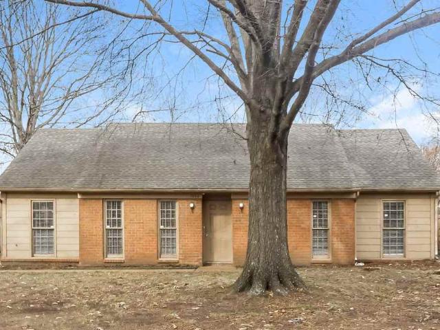 3 Bedroom Home for Rent at 7026 Cross Timber Ln, Memphis, TN 38125 Burlington