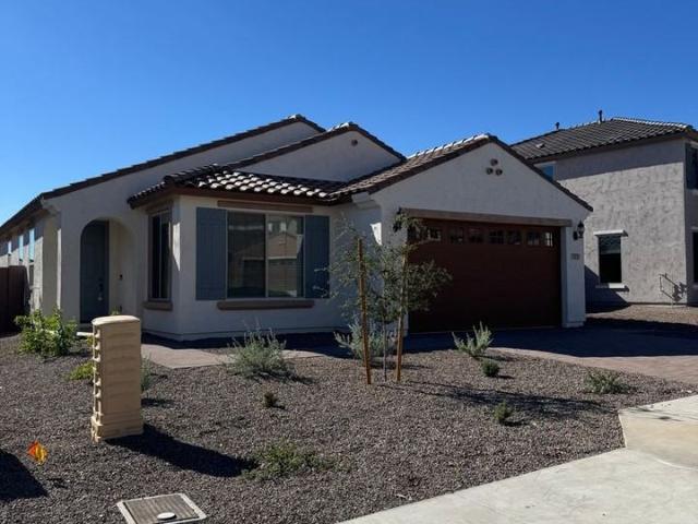 3 Bedroom Home for Rent at 7073 W Oberlin Way, Peoria, AZ 85383