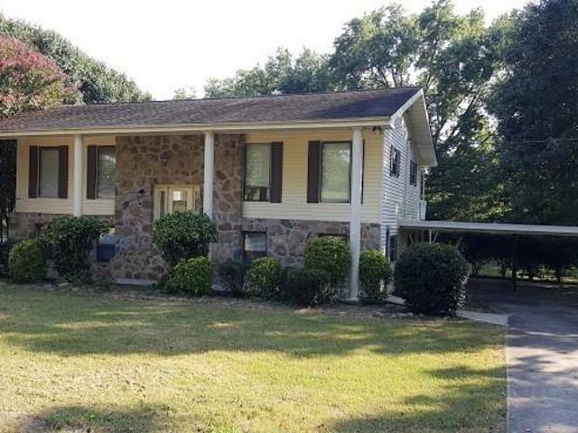 3 Bedroom Home for Rent at 70 Veldt Ln, Afton, TN 37616
