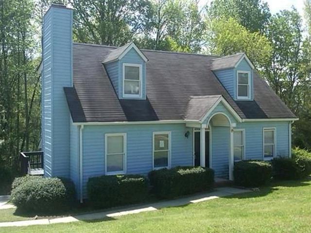 3 Bedroom Home for Rent at 7135 Cabe Ln, Charlotte, NC 28214 Pawtuckett
