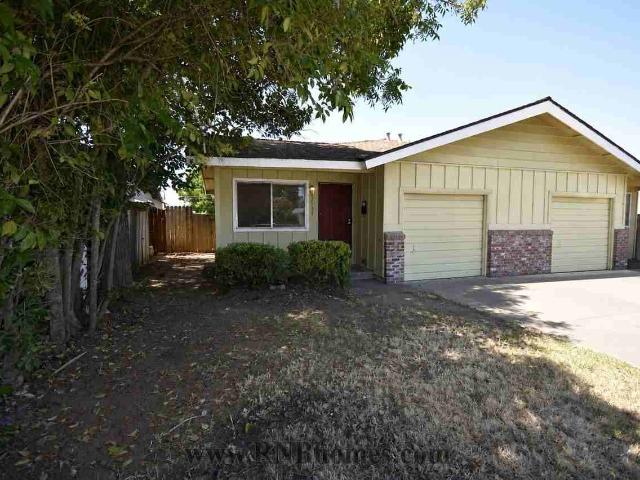 3 Bedroom Home for Rent at 7135 Cobalt Way, Citrus Heights, CA 95621
