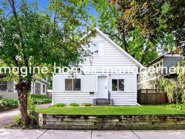 3 Bedroom Home for Rent at 719 W 40th St, Minneapolis, MN 55409 East Harriet