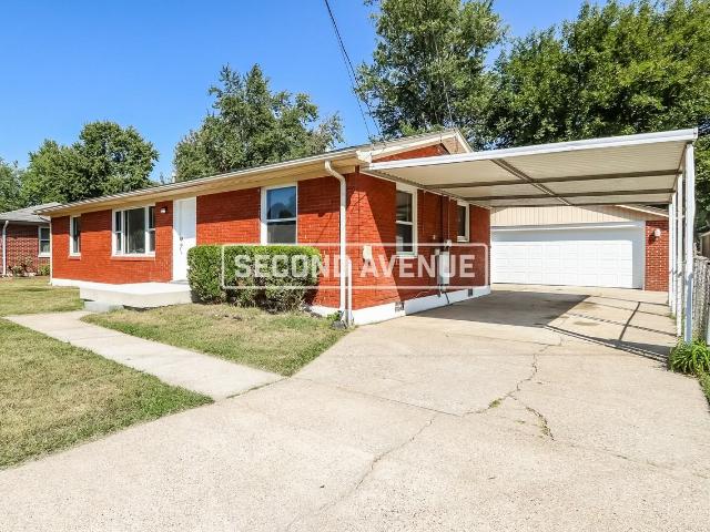 3 Bedroom Home for Rent at 7215 Earl Dr, Louisville, KY 40258