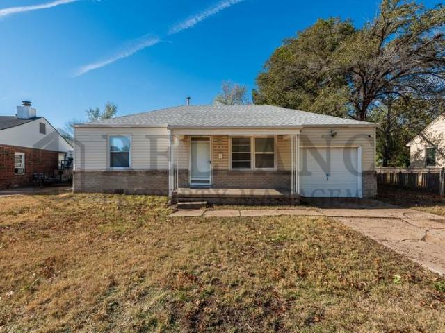 3 Bedroom Home for Rent at 731 S Apache Dr, Wichita, KS 67207 Eastridge