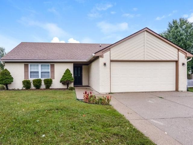 3 Bedroom Home for Rent at 7352 Southern Lakes Dr, Indianapolis, IN 46237