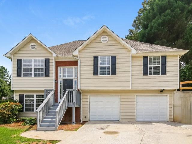 3 Bedroom Home for Rent at 7460 Royale Ct, Riverdale, GA 30296