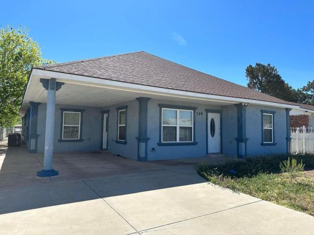 3 Bedroom Home for Rent at 746 N Williams St #A, Amarillo, TX 79107