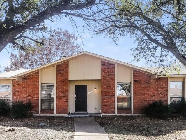 3 Bedroom Home for Rent at 7522 Christie Ln, Dallas, TX 75249 Woods Sugarberry