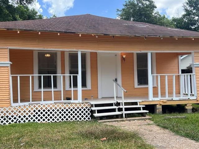3 Bedroom Home for Rent at 755 Doucette St, Beaumont, TX 77701 Charlton Pollard