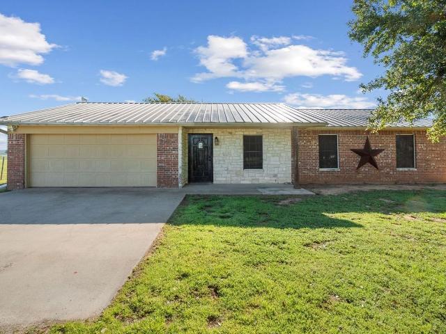 3 Bedroom Home for Rent at 755 Hubbard Ln, Lipan, TX 76462