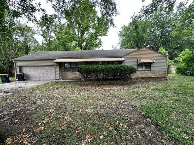 3 Bedroom Home for Rent at 7604 E 107th St, Kansas City, MO 64134 Hickman Mills South