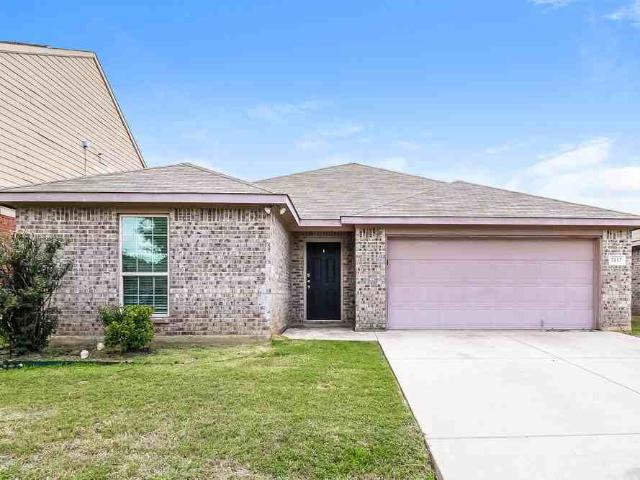 3 Bedroom Home for Rent at 7617 Hollow Forest Dr, Fort Worth, TX 76123
