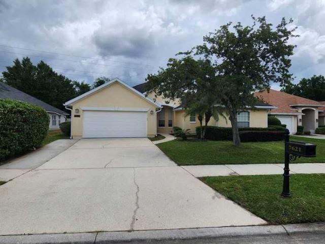 3 Bedroom Home for Rent at 7621 Crosstree Ln, Jacksonville, FL 32256 Deerwood