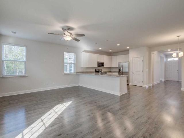 3 Bedroom Home for Rent at 7821 Montview Rd, North Charleston, SC 29418