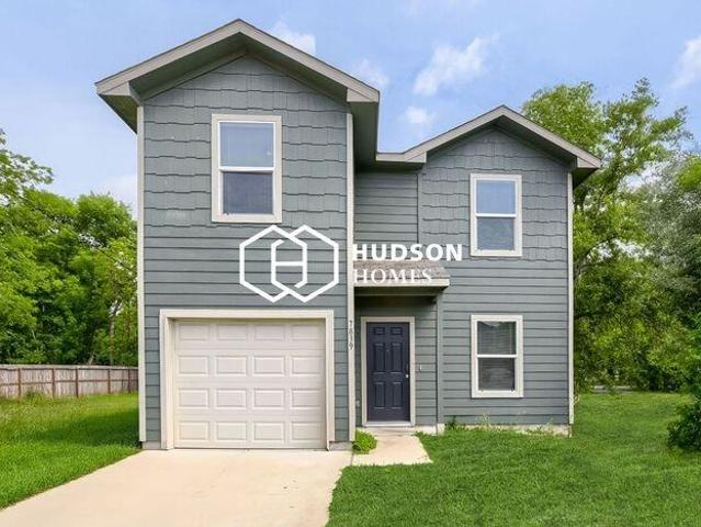 3 Bedroom Home for Rent at 7839 Sandy St, Houston, TX 77028 Trinity Houston Gardens