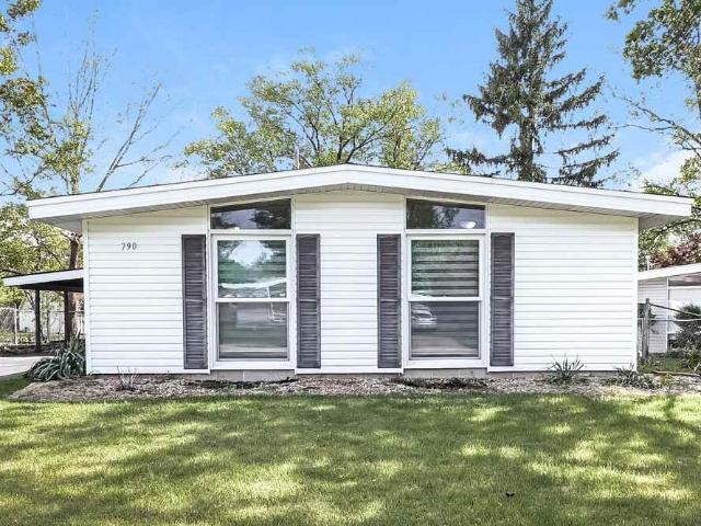 3 Bedroom Home for Rent at 790 Pebble Ln, Florissant, MO 63033