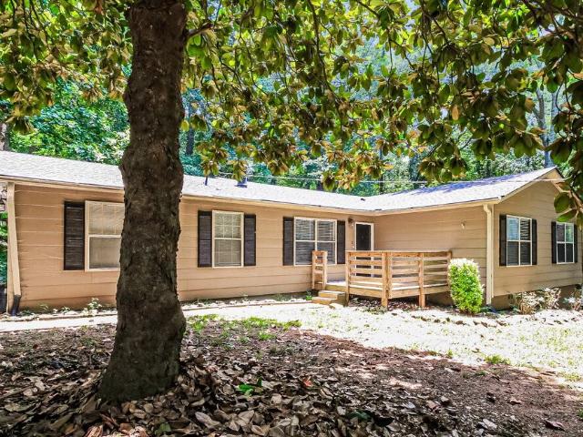 3 Bedroom Home for Rent at 7970 Norris Lake Rd, Snellville, GA 30039