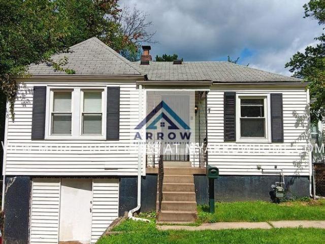 3 Bedroom Home for Rent at 7 Lamar Dr, Jennings, MO 63136 Jennings