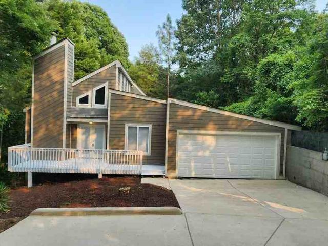 3 Bedroom Home for Rent at 8006 Briardale Dr, Charlotte, NC 28212 Idlewild South
