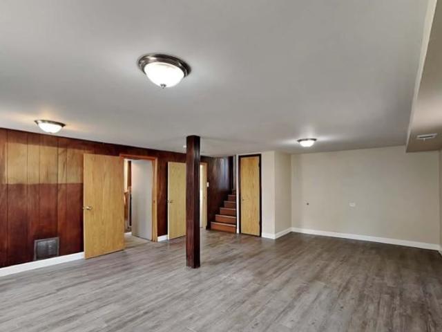 3 Bedroom Home for Rent at 8008 Natchez Ave, Burbank, IL 60459