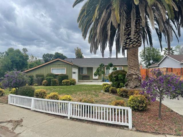 3 Bedroom Home for Rent at 805 Onyx Ct, San Jose, CA 95117 Lynhaven