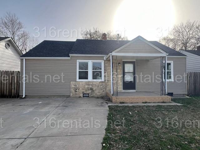 3 Bedroom Home for Rent at 806 S Beverly Dr, Wichita, KS 67218