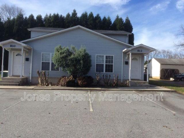 3 Bedroom Home for Rent at 810 Pine St, Salisbury, NC 28144