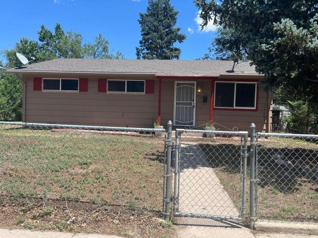 3 Bedroom Home for Rent at 817 Sequoia Dr, Colorado Springs, CO 80910 Memorial Park