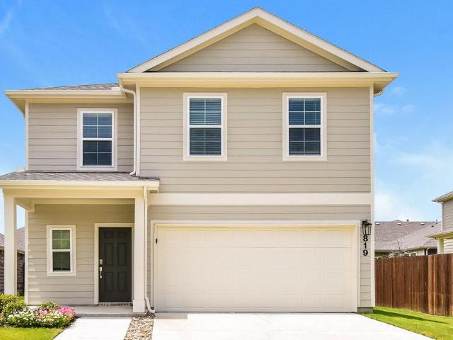 3 Bedroom Home for Rent at 819 Brilliance Dr, Royse City, TX 75189