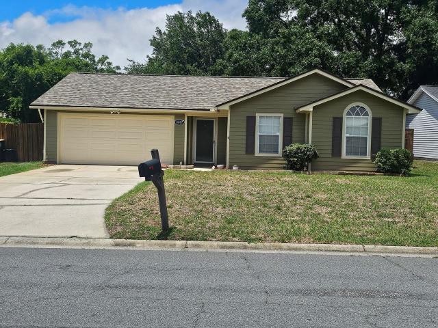 3 Bedroom Home for Rent at 8267 Pear Rd, Jacksonville, FL 32210 Herlong
