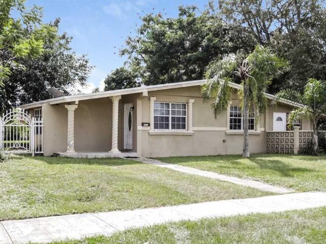 3 Bedroom Home for Rent at 840 Nw 202nd St, Miami Gardens, FL 33169