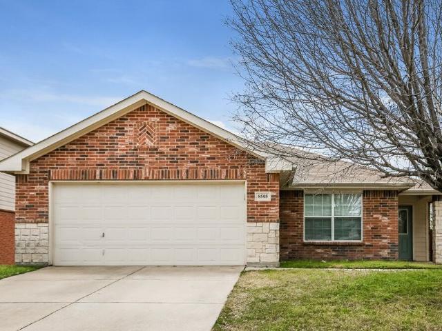 3 Bedroom Home for Rent at 8505 Shallow Creek Dr, Fort Worth, TX 76179