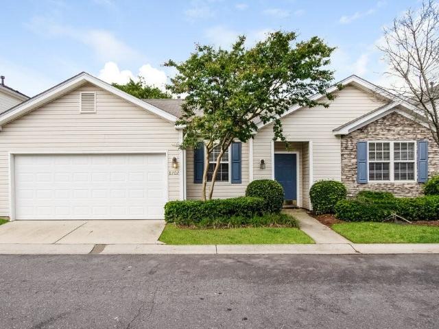 3 Bedroom Home for Rent at 8707 Meadowmont View Dr, Charlotte, NC 28269 Highland Creek