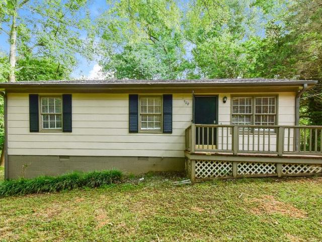 3 Bedroom Home for Rent at 900 Orris Ln Sw, Mableton, GA 30126