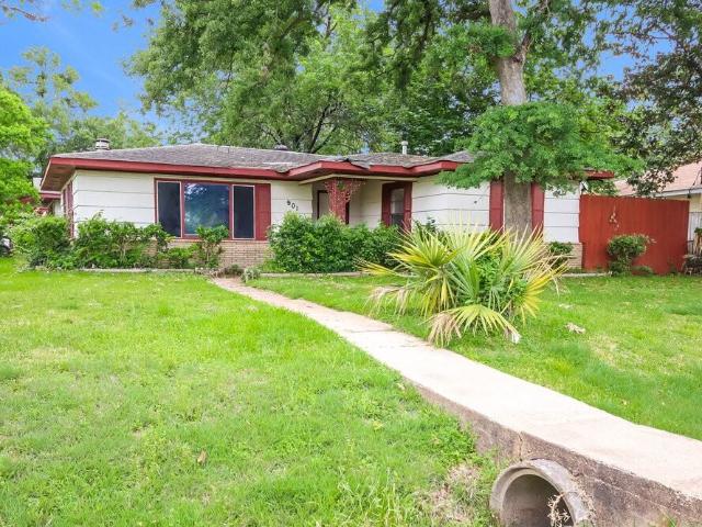 3 Bedroom Home for Rent at 901 Westmont Dr, Houston, TX 77015 Northshore