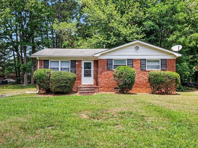 3 Bedroom Home for Rent at 9131 Feldbank Dr, Charlotte, NC 28216 Beatties Ford Trinity